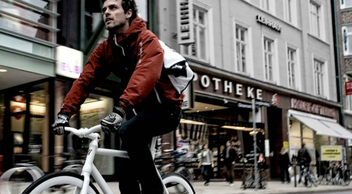 Top 10 Biking Tips for the Urban Commute | TheBikeTube